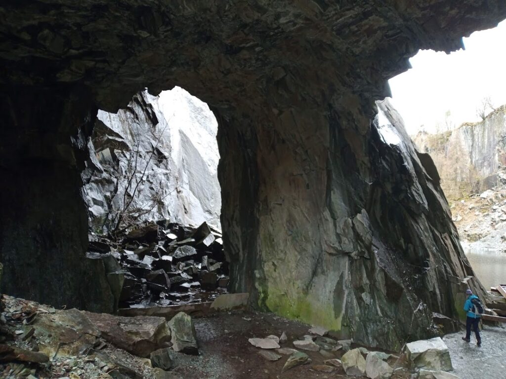 How To Find Cathedral Quarry (Easy & Most Direct Walk To The Cave!)